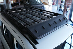 デリカミニで大人2人の車中泊は可能？ベッドキットでもっと快適に！ – 東海三菱自動車販売